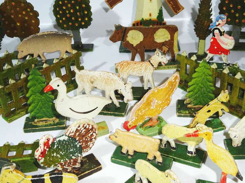 Konvolut Rosswein Flachfiguren Holzfiguren Windmühle Bäume Tiere DDR | 13936