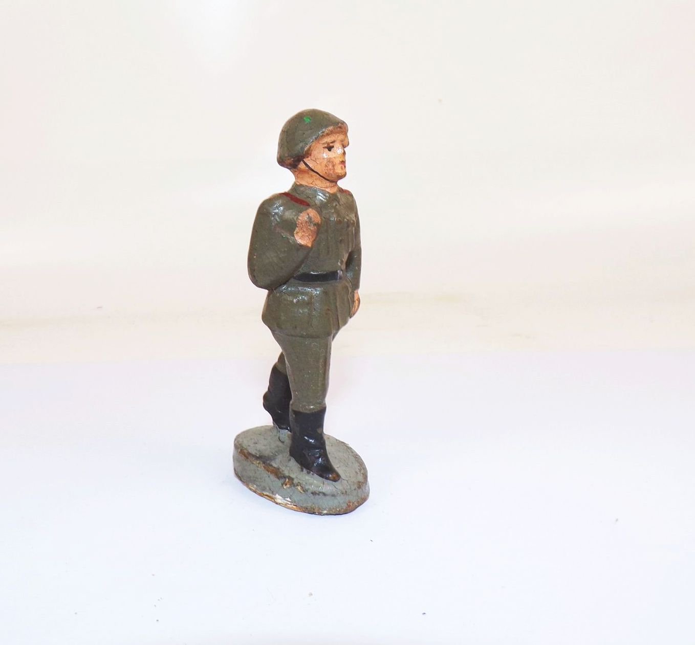 Lisanto Massefigur laufender NVA Soldat DDR | 19196