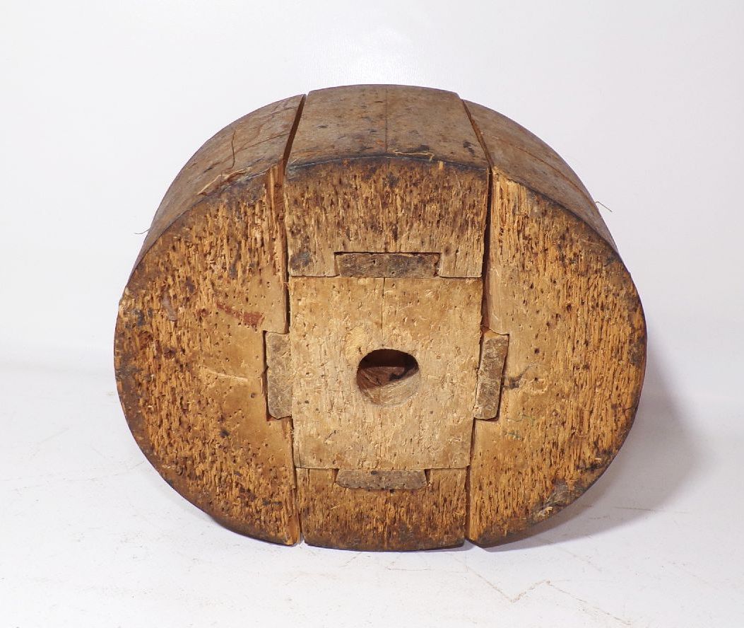 Alte zerlegbare Holz Hutform | 15216